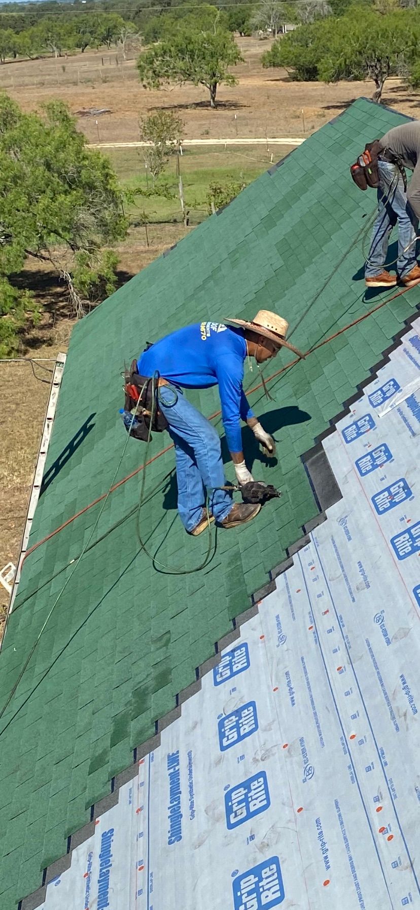 Top Rated Asphalt Shingle Roofing Services in Seguin, New Braunfels ...