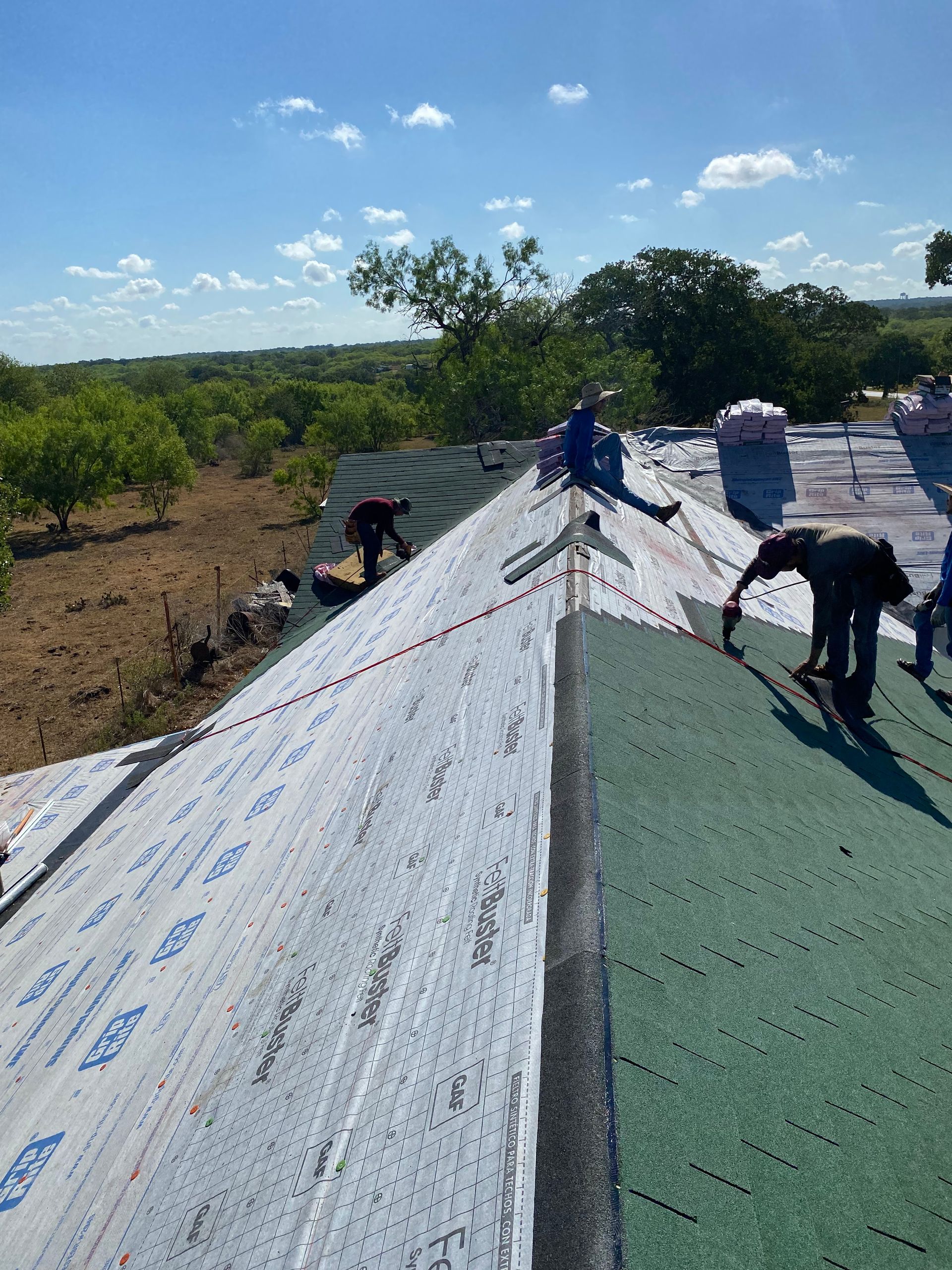 Top Rated Asphalt Shingle Roofing Services in Seguin, New Braunfels ...