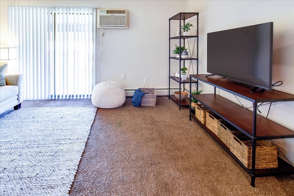 Perry Place Apartment Details