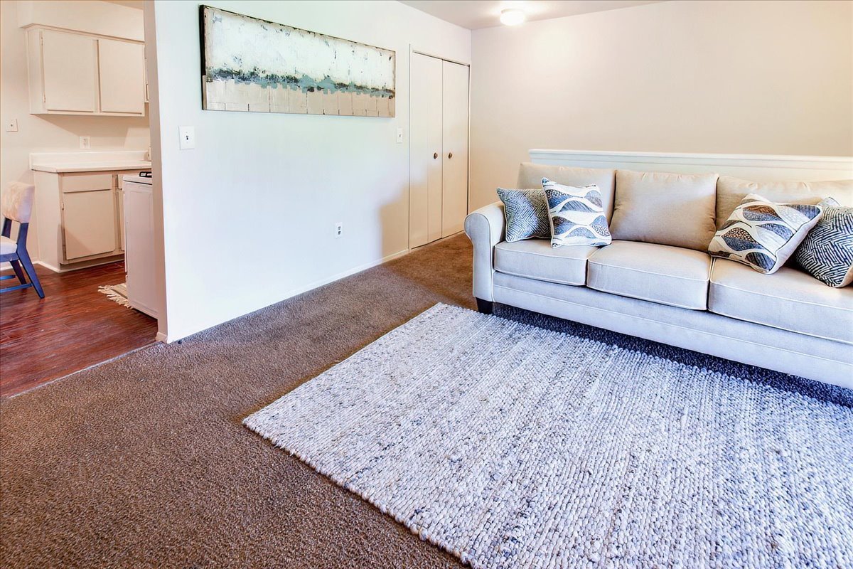 Perry Place Apartment Details