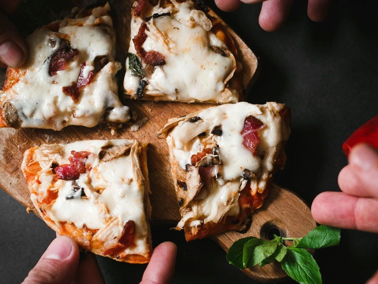 The Best Happy Hours in The Loop - Explore Downtown Chicago