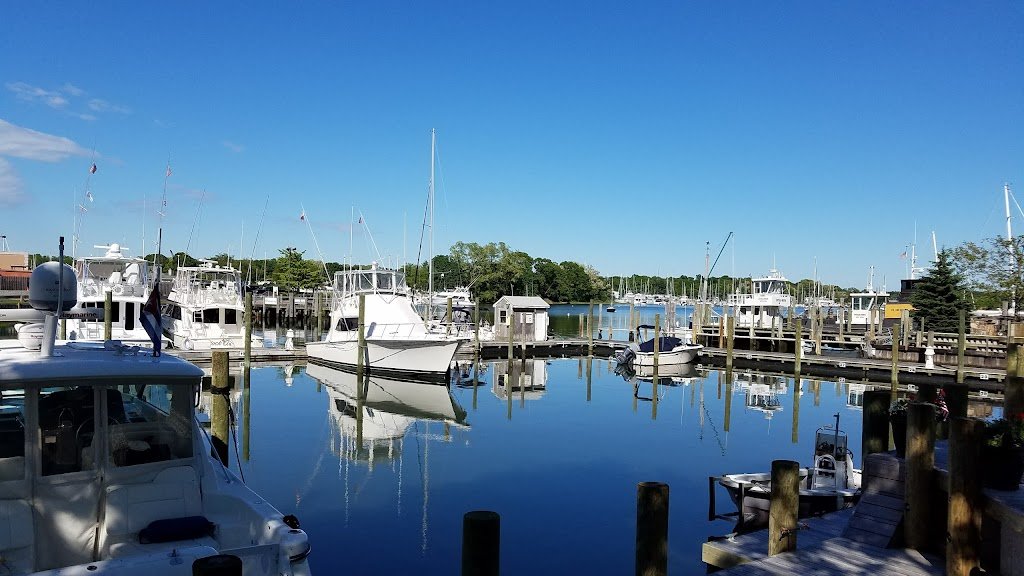 History | Townsend Manor Inn: Perfect for your North Fork getaway