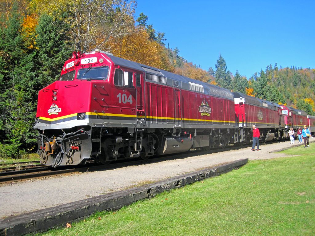 Tours in Canada – Agawa Canyon – Sightseeing