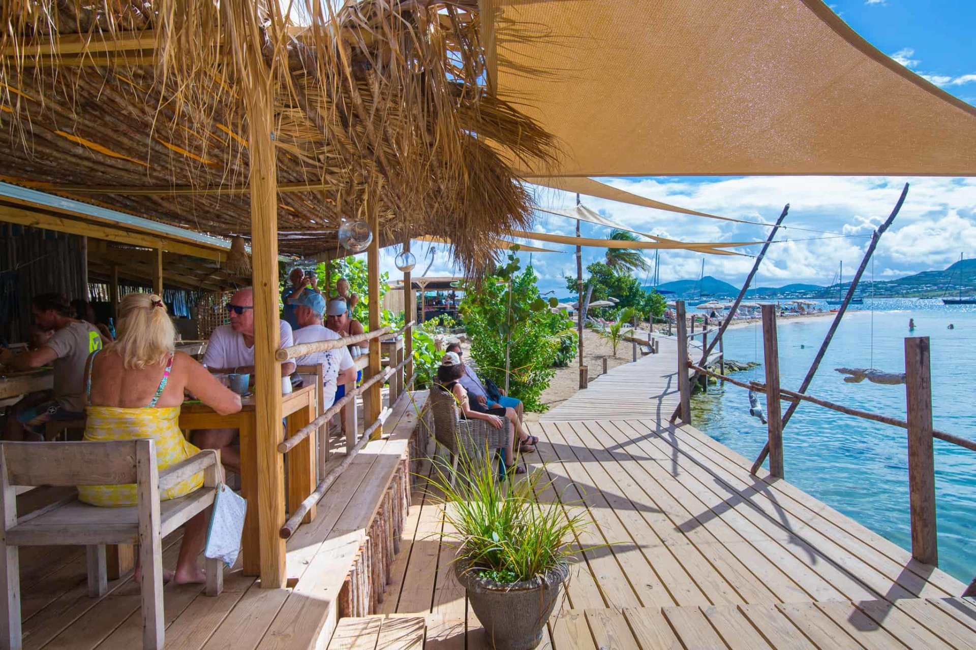 Photo Gallery – Karibuni Restaurant on Pinel Island