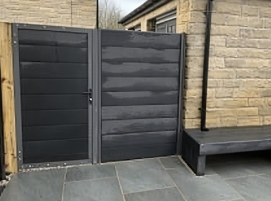 Composite Fencing Sheffield, Fencing Installers - DS