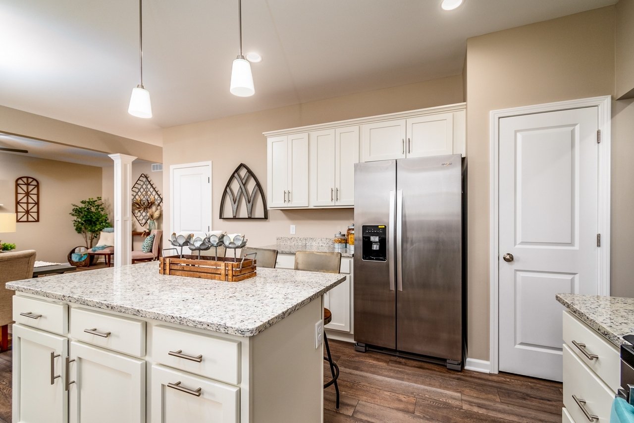 Interior Gallery | Buckeye Real Estate Group