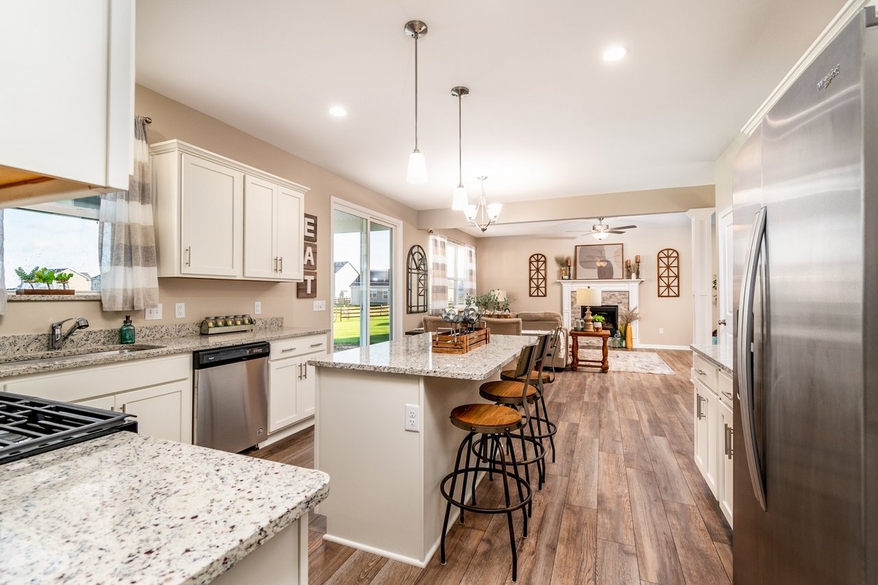 Interior Gallery | Buckeye Real Estate Group