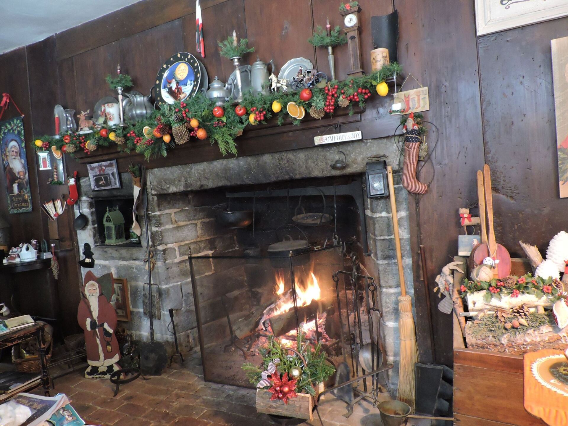 Daniel Rust House Views of the Bed & Breakfast in Coventry CT