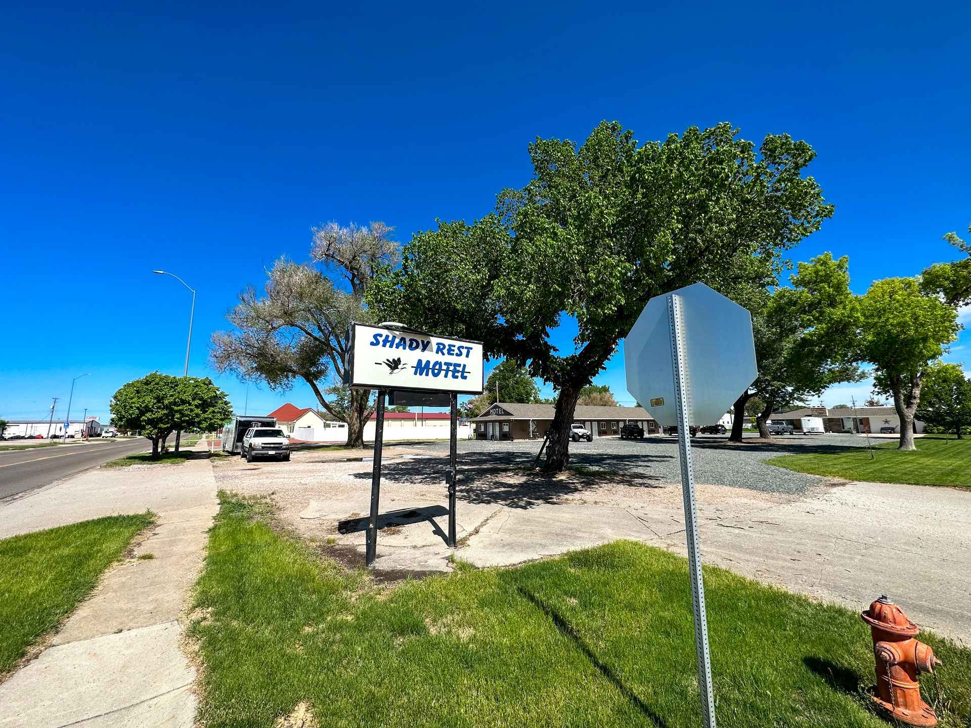 Shady Rest Motel | Oshkosh • Nebraska