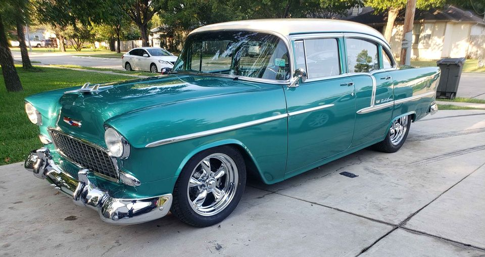 Classic Car Glass Repair and Replacement - Houston Texas USA