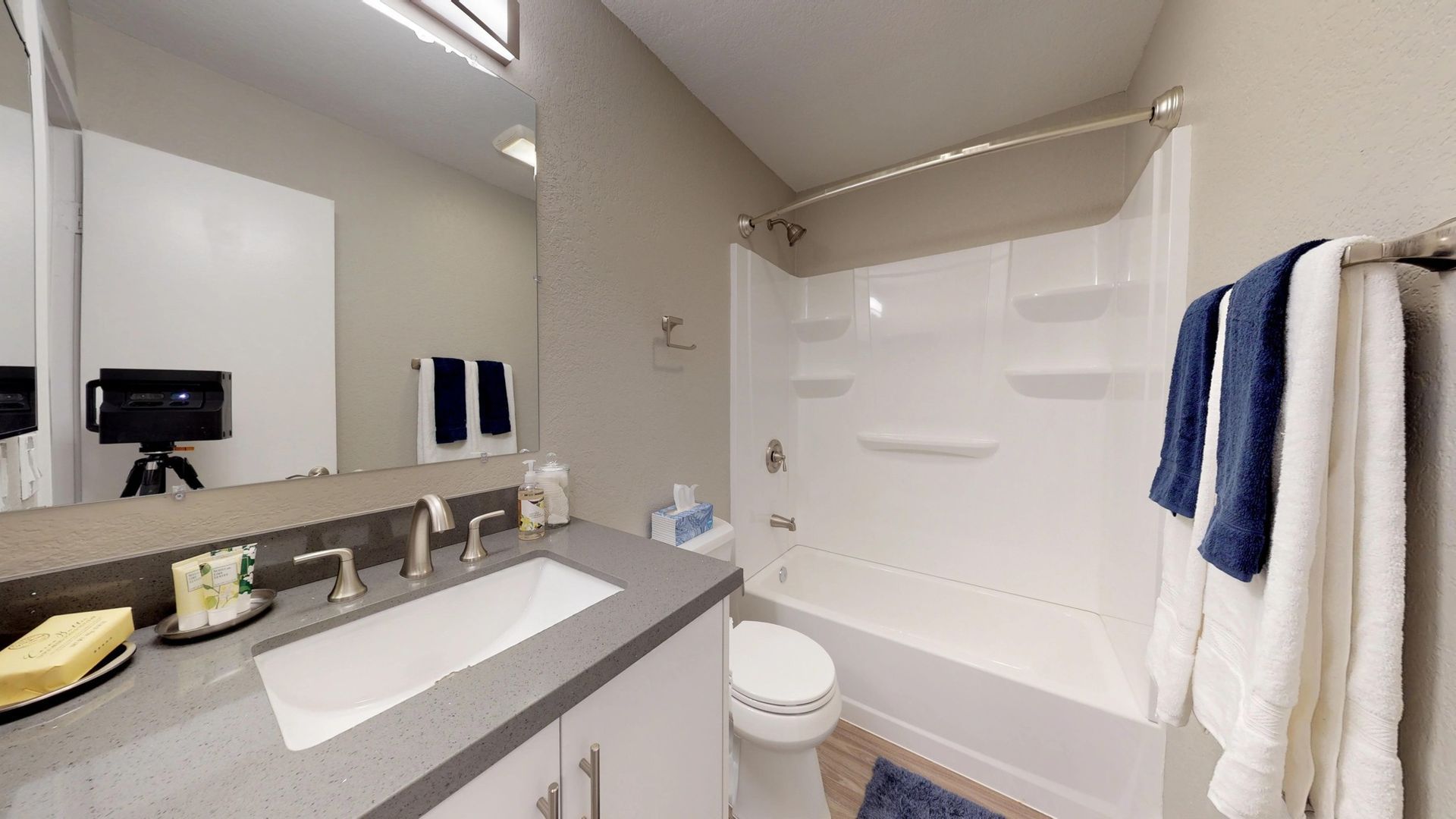Avocado Place in Fallbrook, CA - Property Details