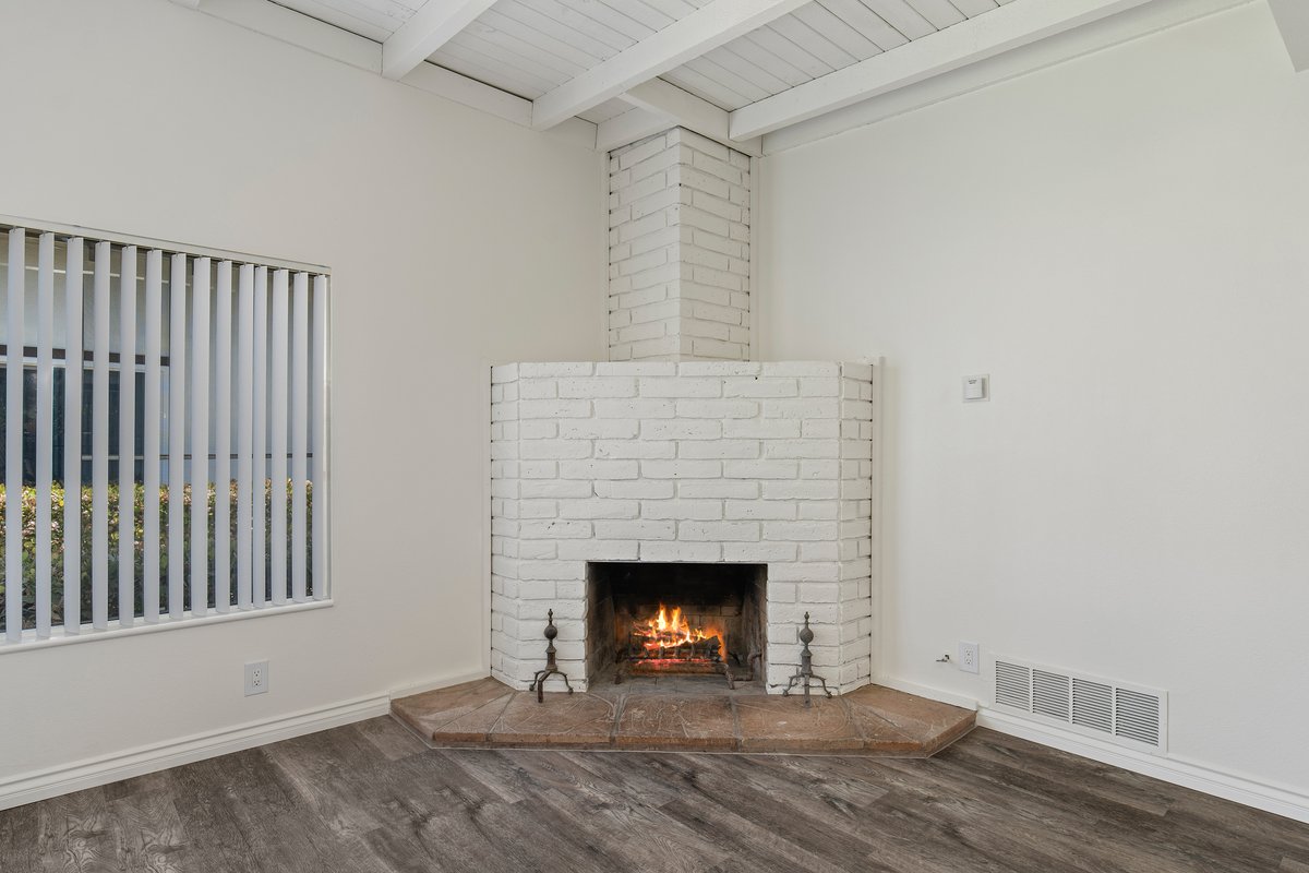 Clearbrook Lane - Property Details