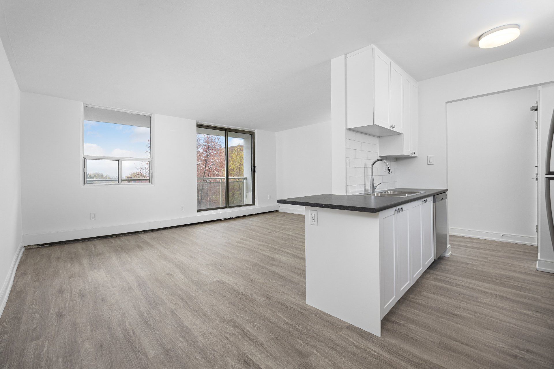 Apartment Gallery | 160 Market Street