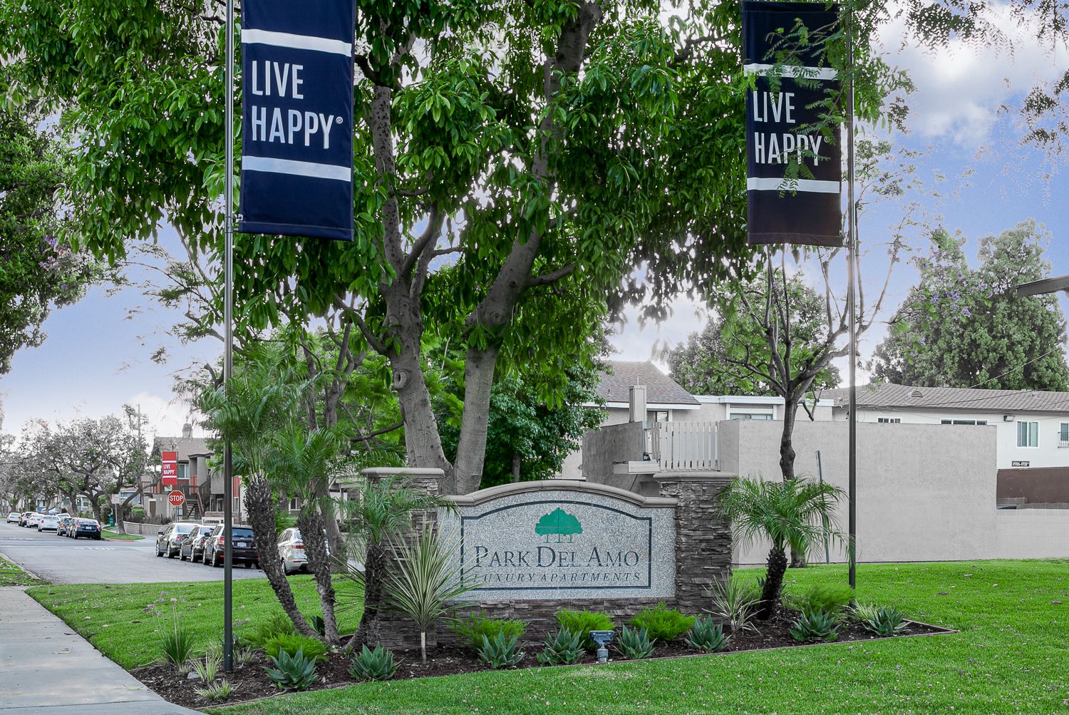 Gallery | Park Del Amo | Lakewood, CA