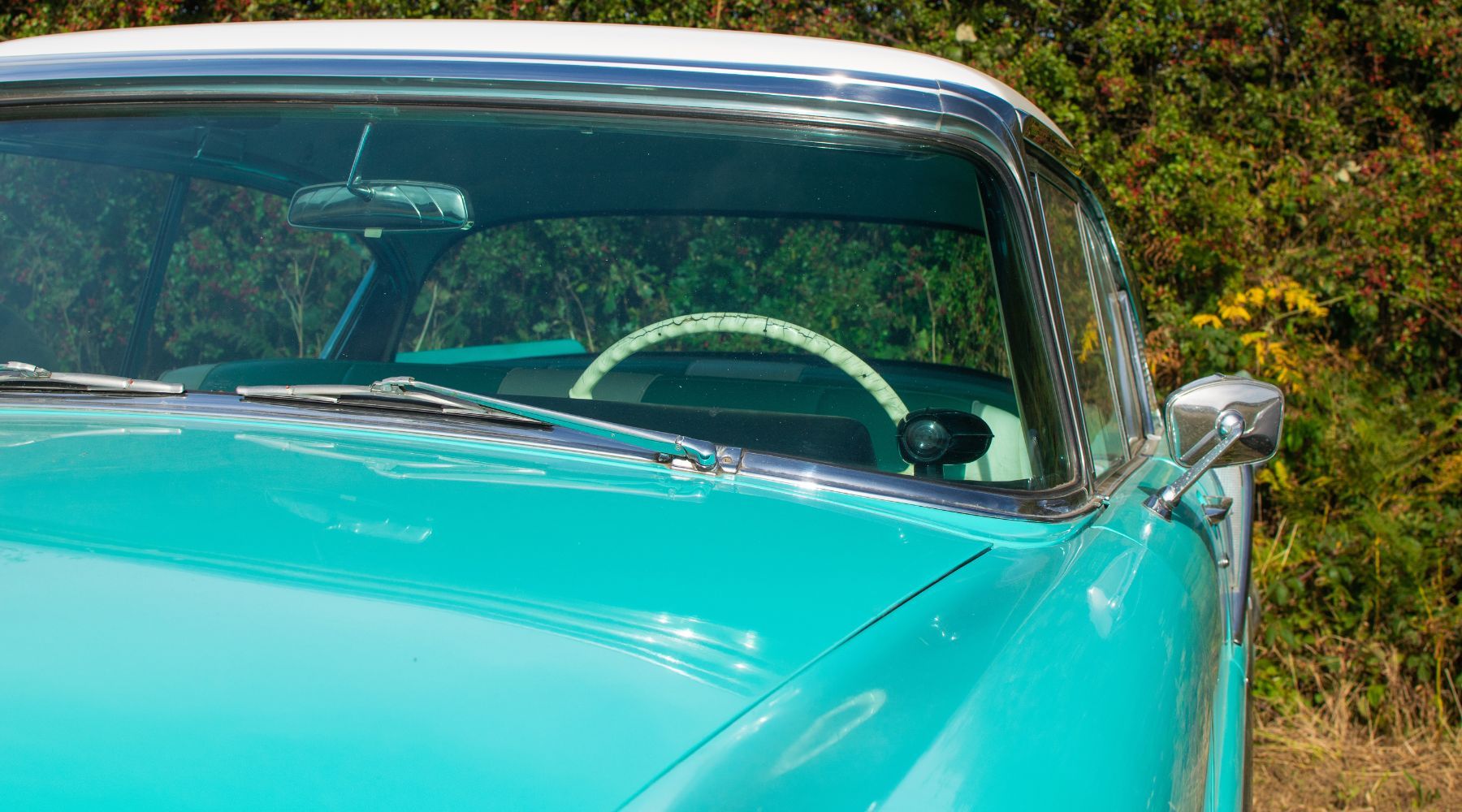 Secure storage solutions for storing cars, vans & vehicles