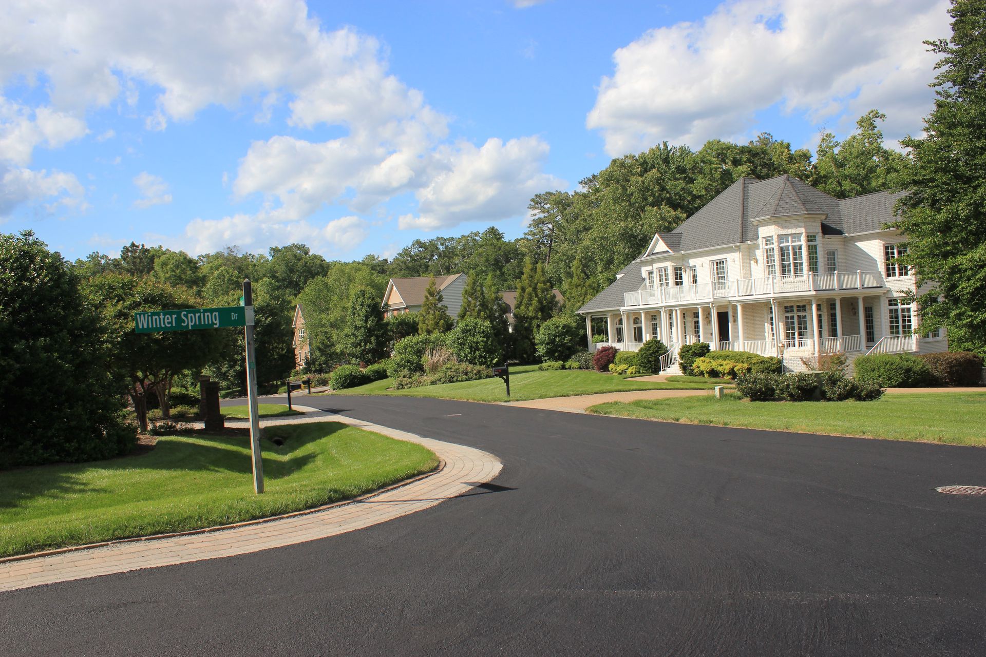 Cape Seal Roads For Neighborhoods