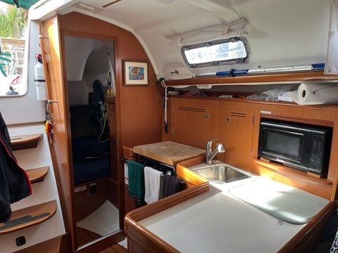 Beneteau 343 Sloop | Southwest Florida Yachts