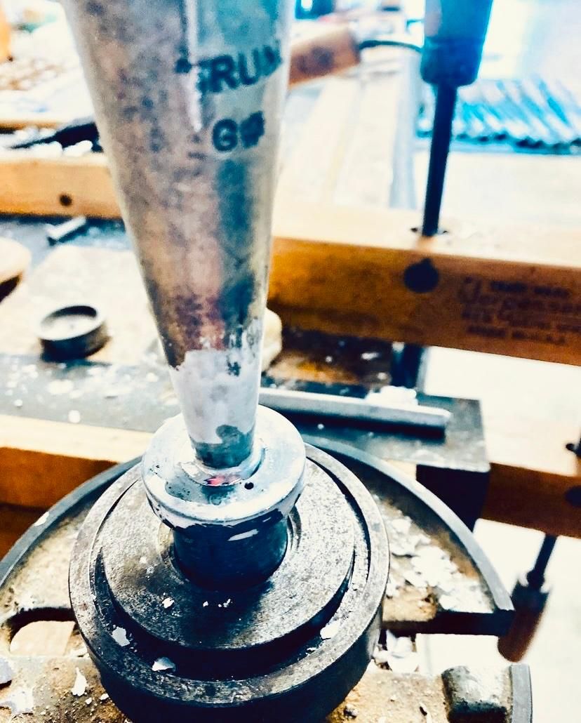 Pipe organ building materials and evolution of techniques