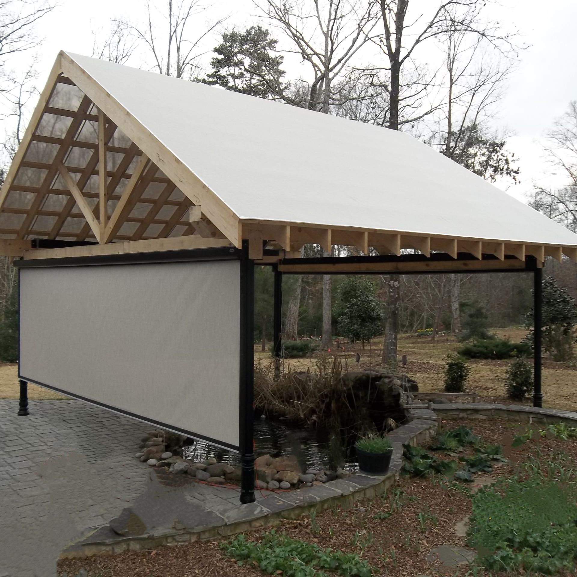 Motorized Roll Screens | Jackson, MS | French Awning an Screen Co