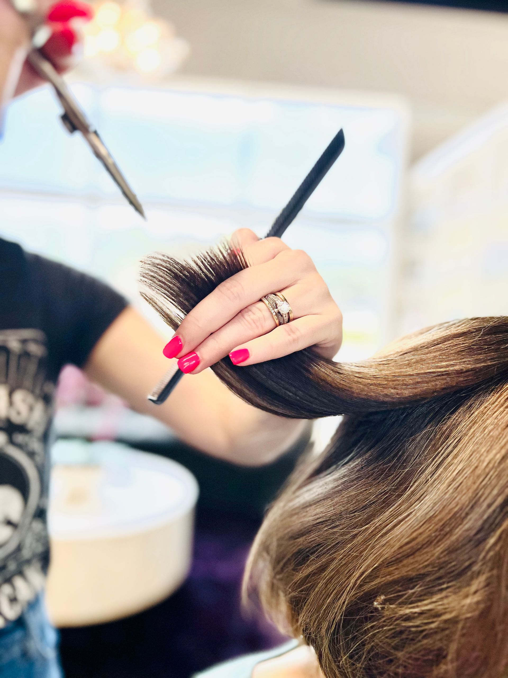 Haircuts and Styling at Salon Le Volume Frisco, Texas