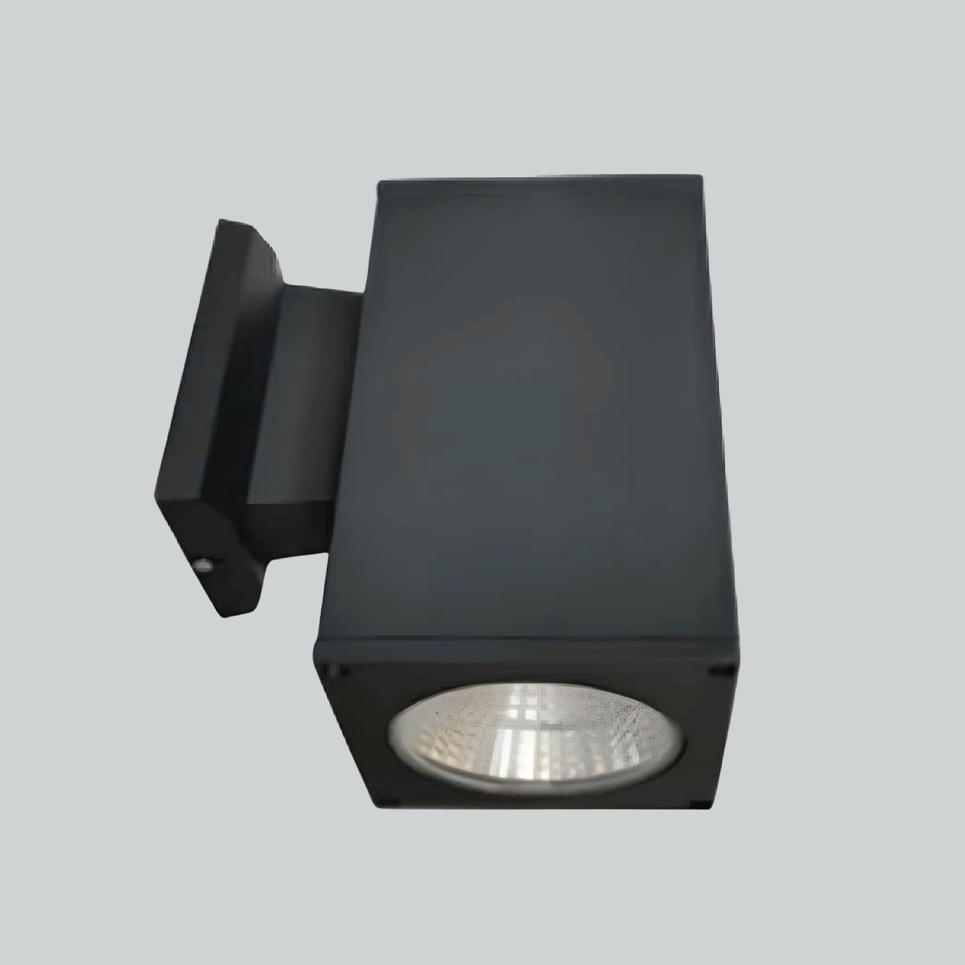 Wall Light | Frater Lighting - AW Rostamani