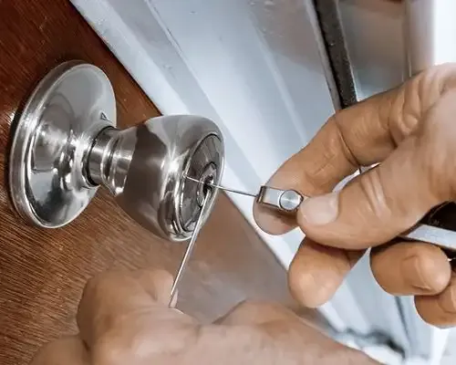 Quick & Trusted Door Unlocking Services | Master Locksmith