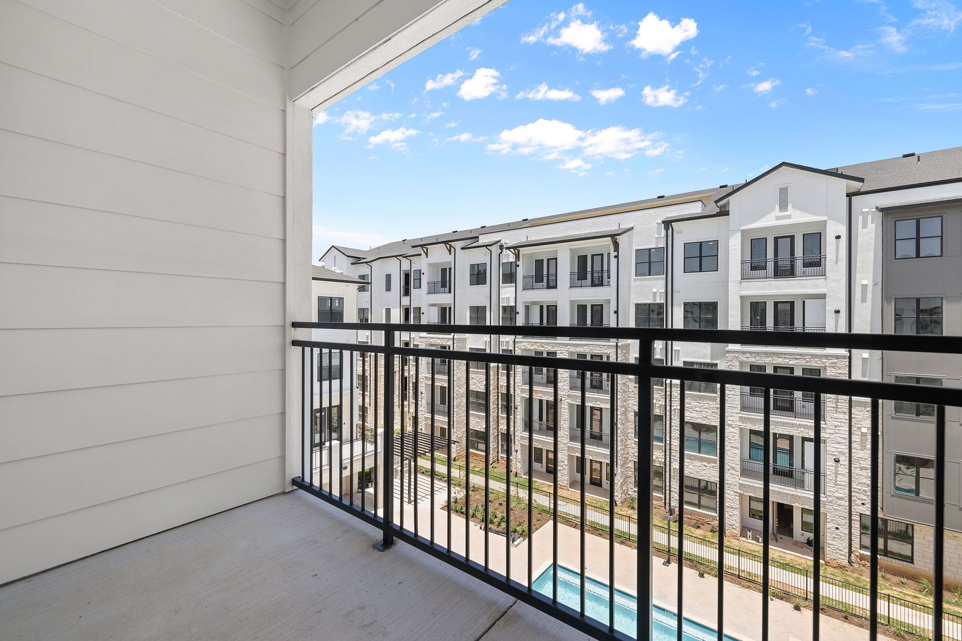 Gallery | Apartments Near Downtown Austin TX