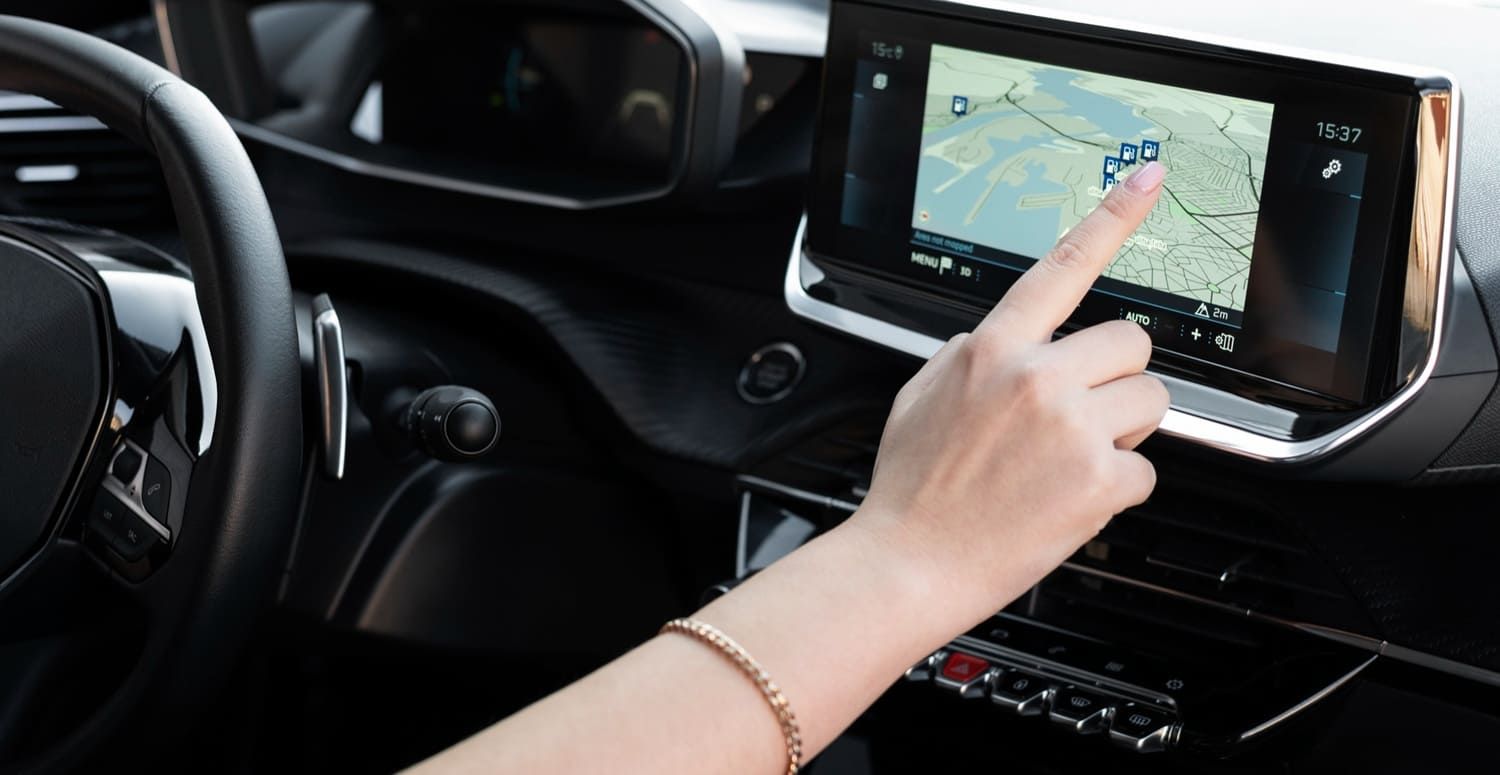 How to Choose the Right In-Dash Navigation System