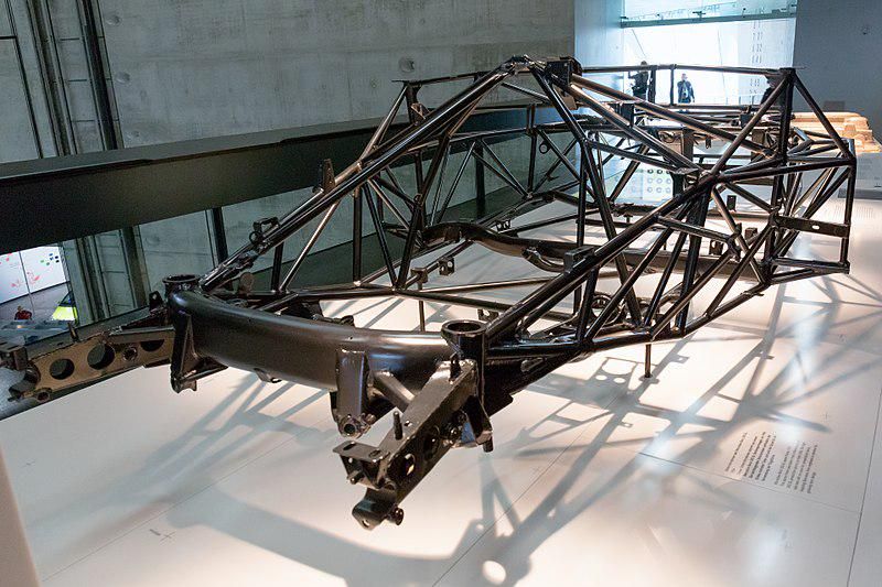 Kenali Material Chasis Mobil, Mana yang Paling Kuat?