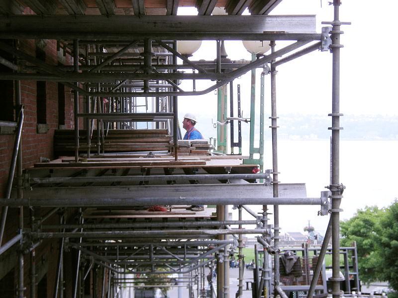 Tips Memilih Material Scaffolding Pipa yang Tepat untuk Keamanan