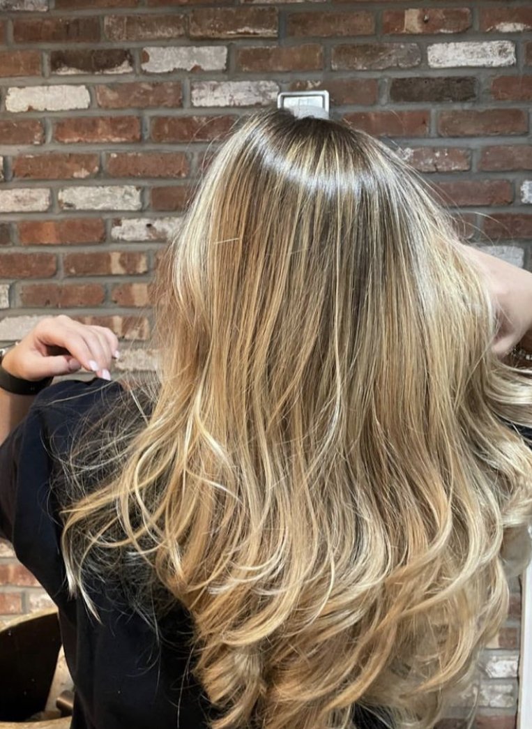 Val's Color and Hair Studio