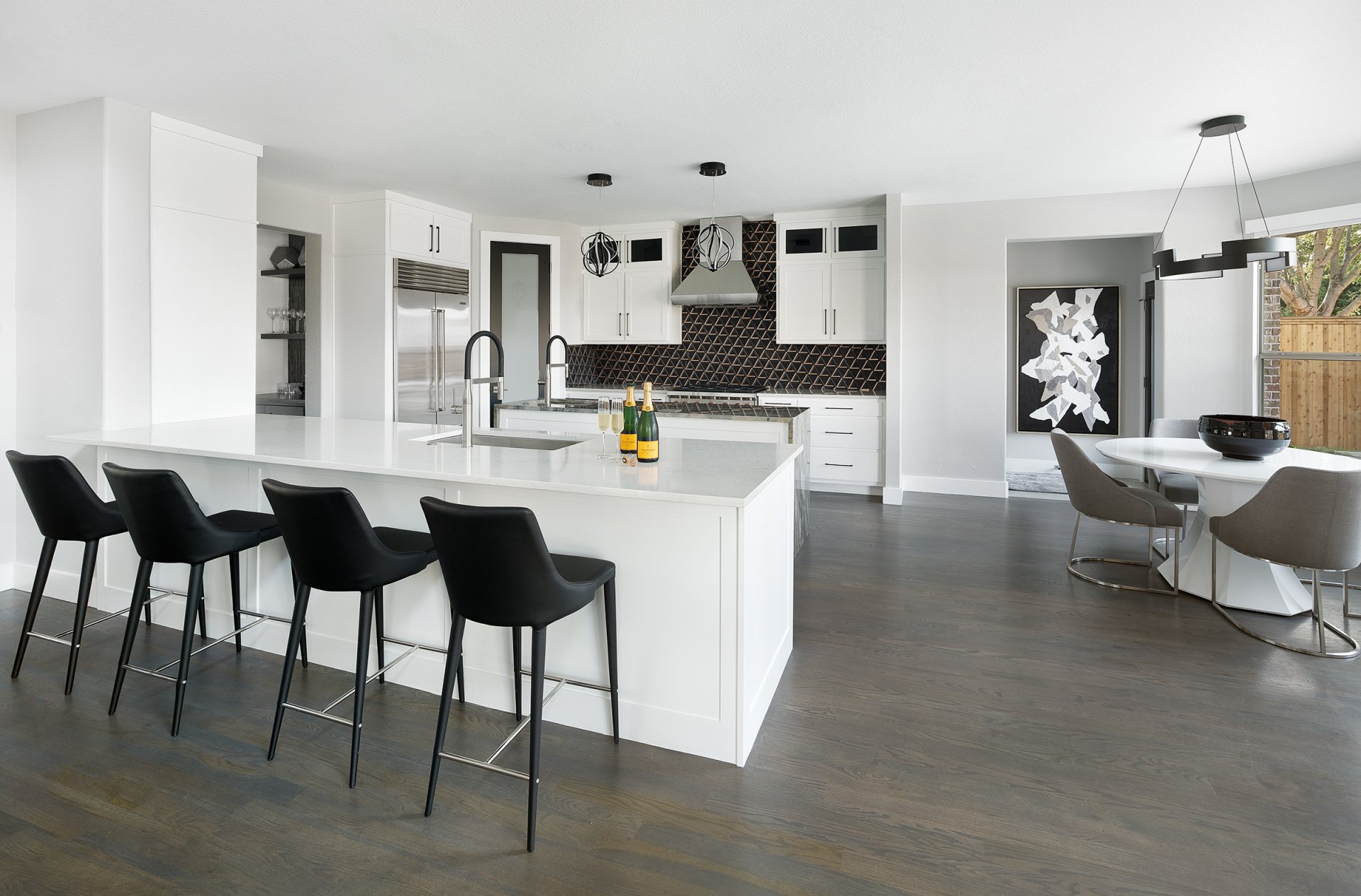 Unique Urban Modern Interior Design to Inspire Your Next Home