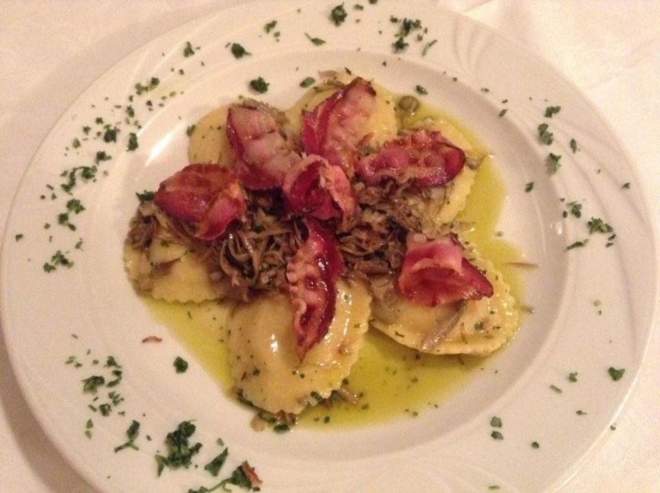 Tagliata di chianina, porcini dishes and truffles in Cortona