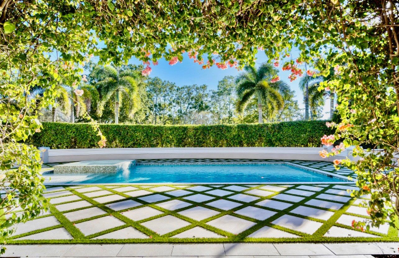 Turf Girl - Boca Raton, FL - Home