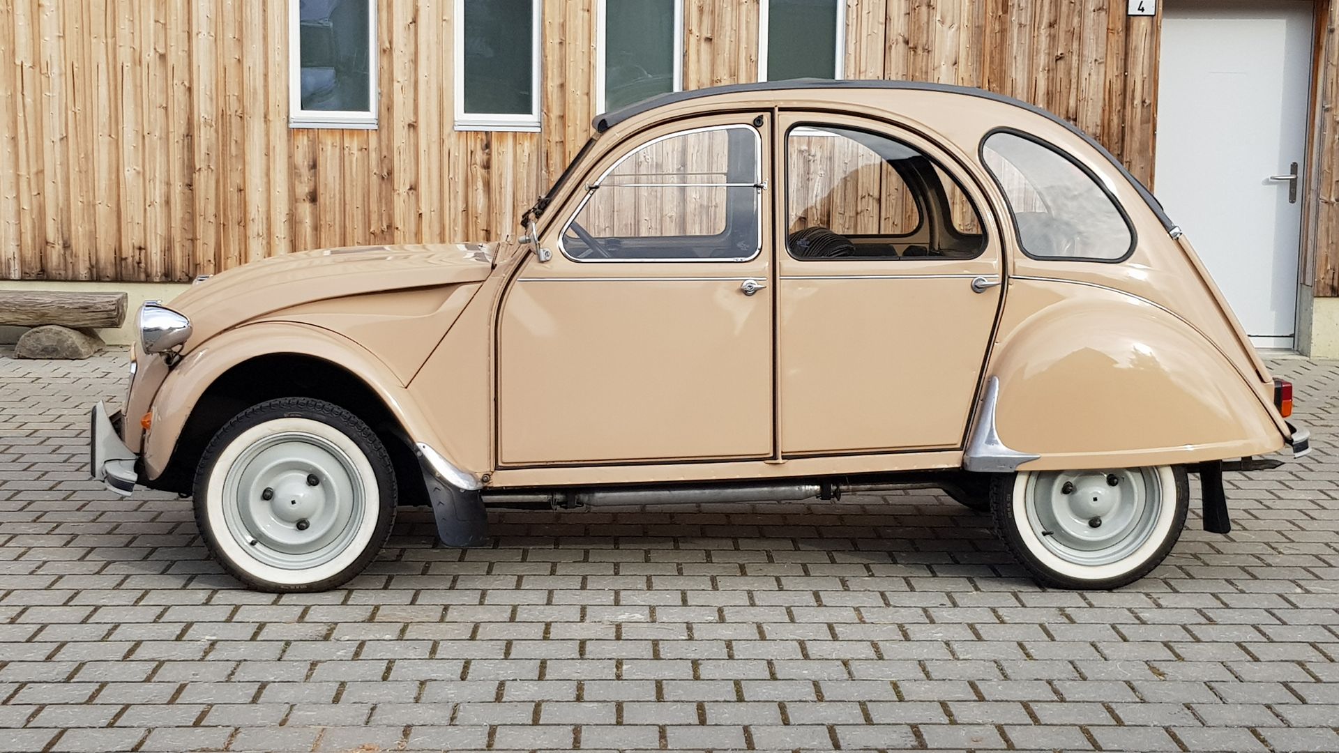 Citroën 2CV 6 (deux chevaux)