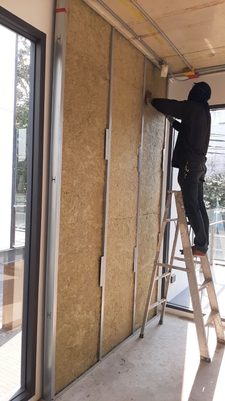 รับติดตั้งผนังกันเสียงคอนโด โดย ZEN ACOUSTIC | Soundproof Wall