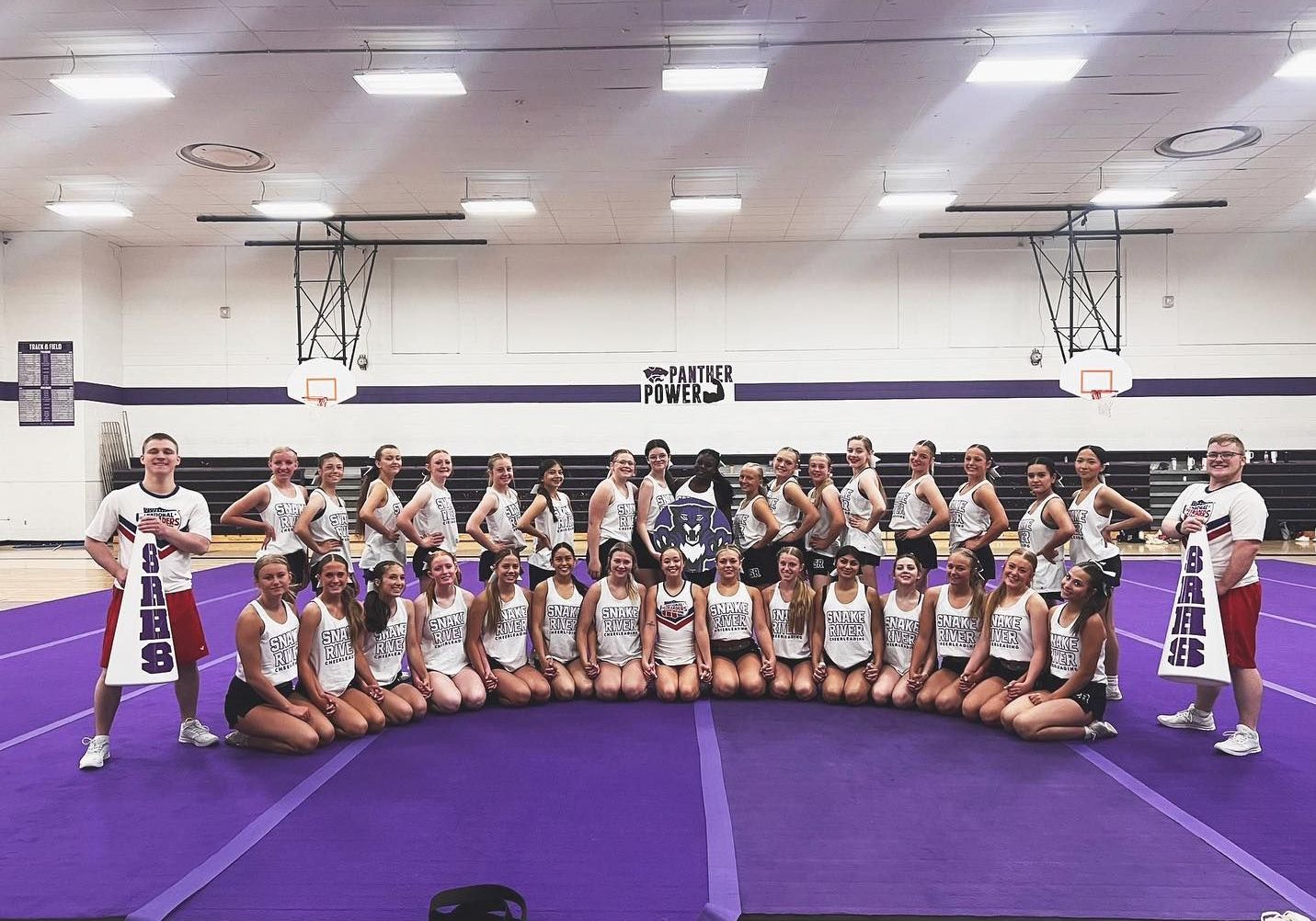 Snake River High School Cheer Team