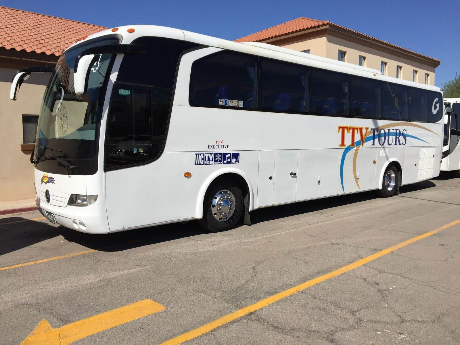 Servicio de transporte turístico en Mexicali