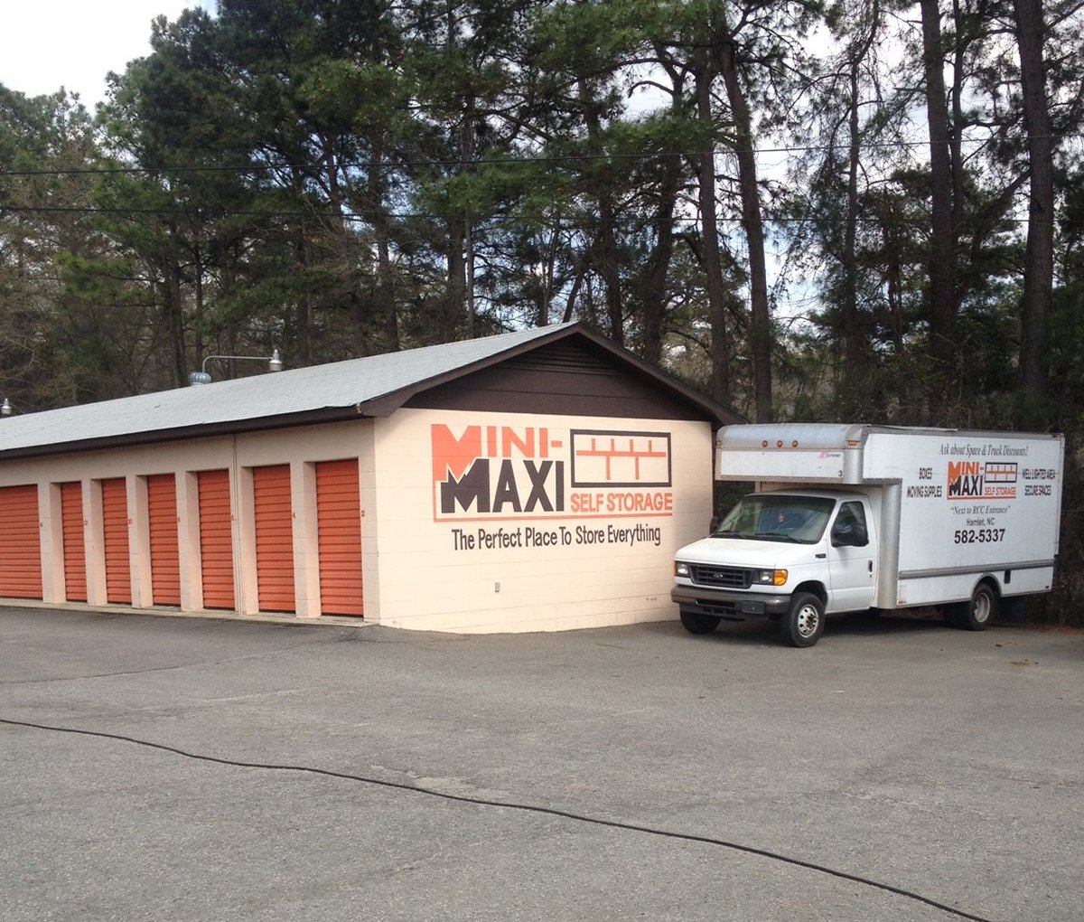 Secure & Affordable Self Storage | Mini Maxi Storage