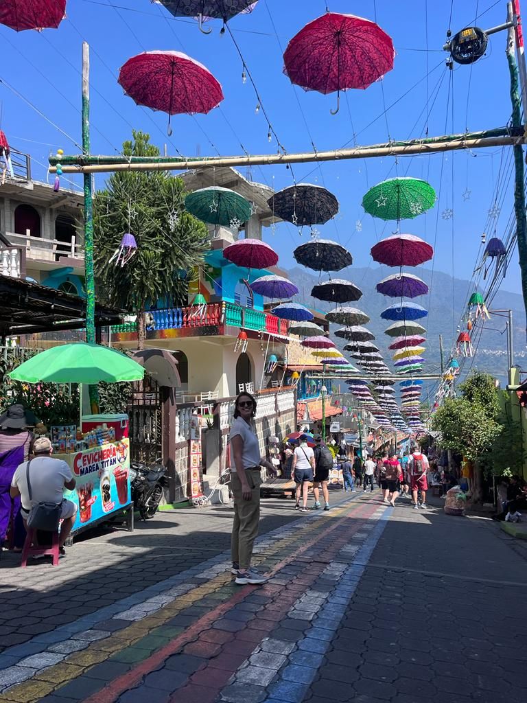 LAGO DE ATITLÁN Y CHICHICASTENANGO (2 DÍAS)