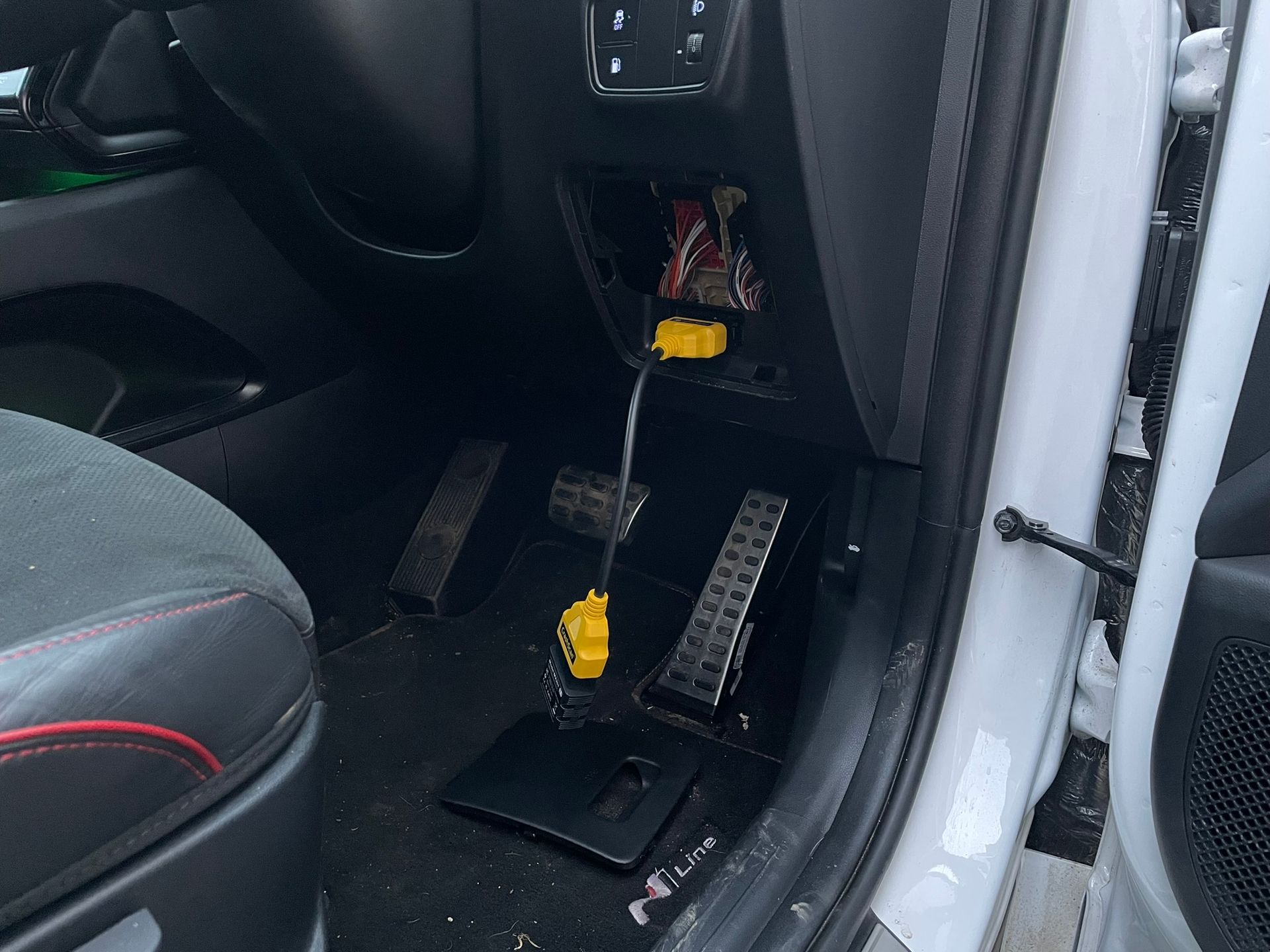 Event data recorder (EDR) now fitted to every new car