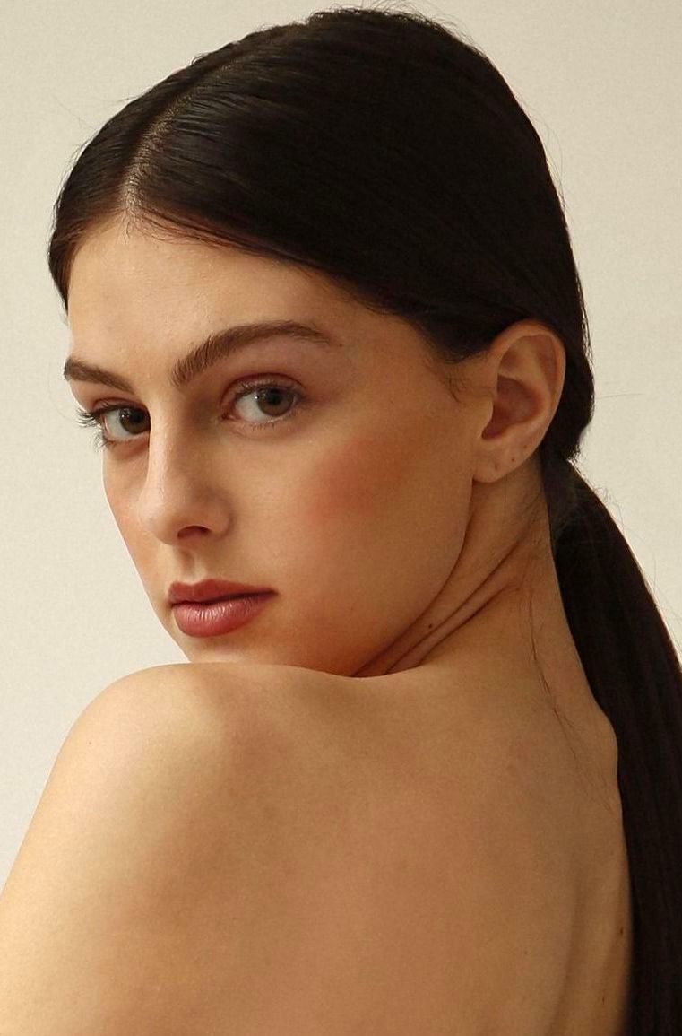 Act Models - WOMEN
