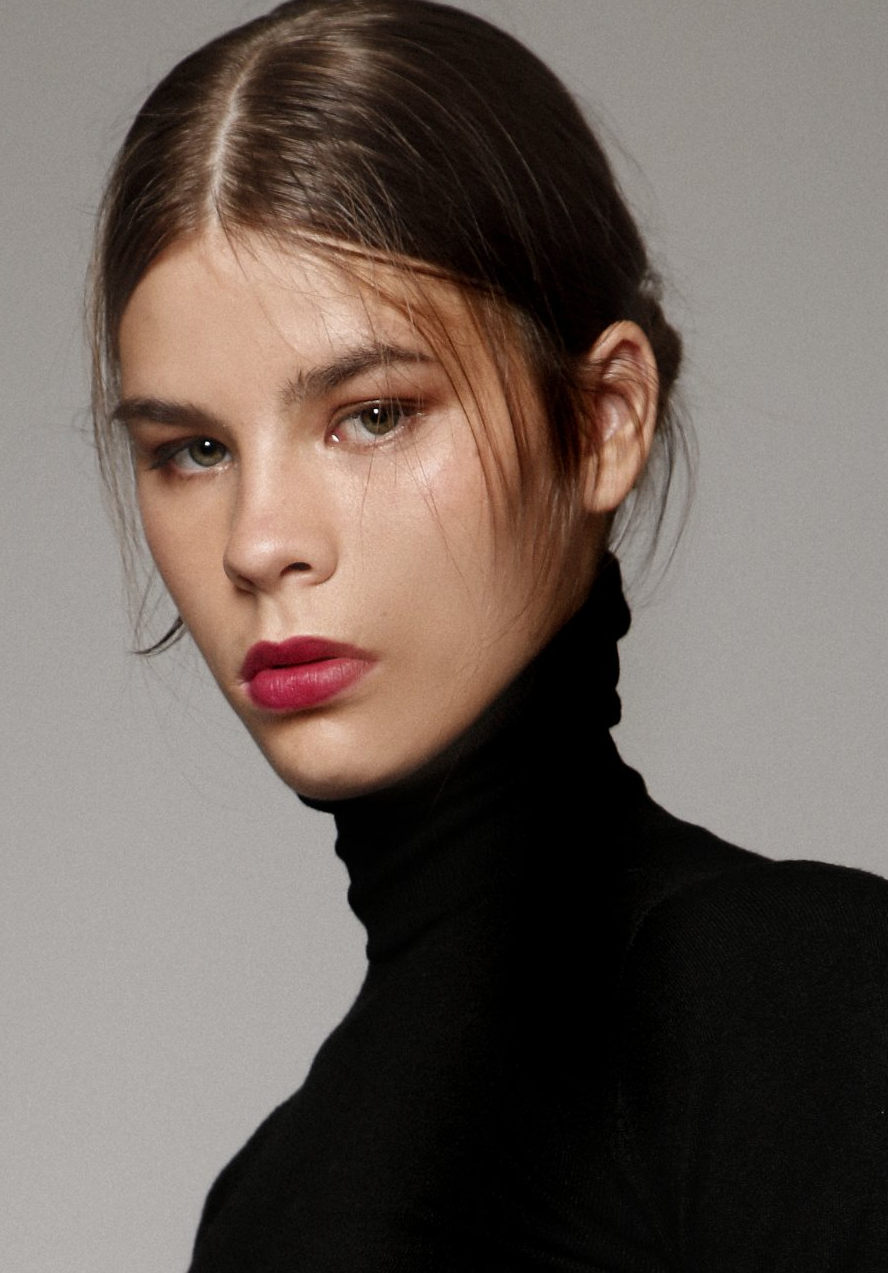 Act Models - WOMEN