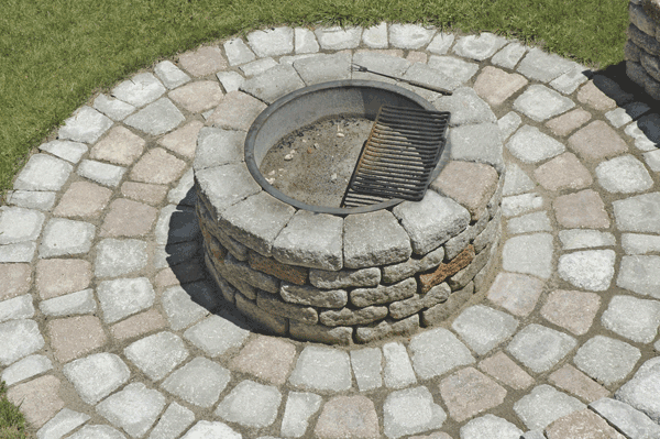 Pyzique Retaining Walls in Mid-MO | Stockman Stoneworks