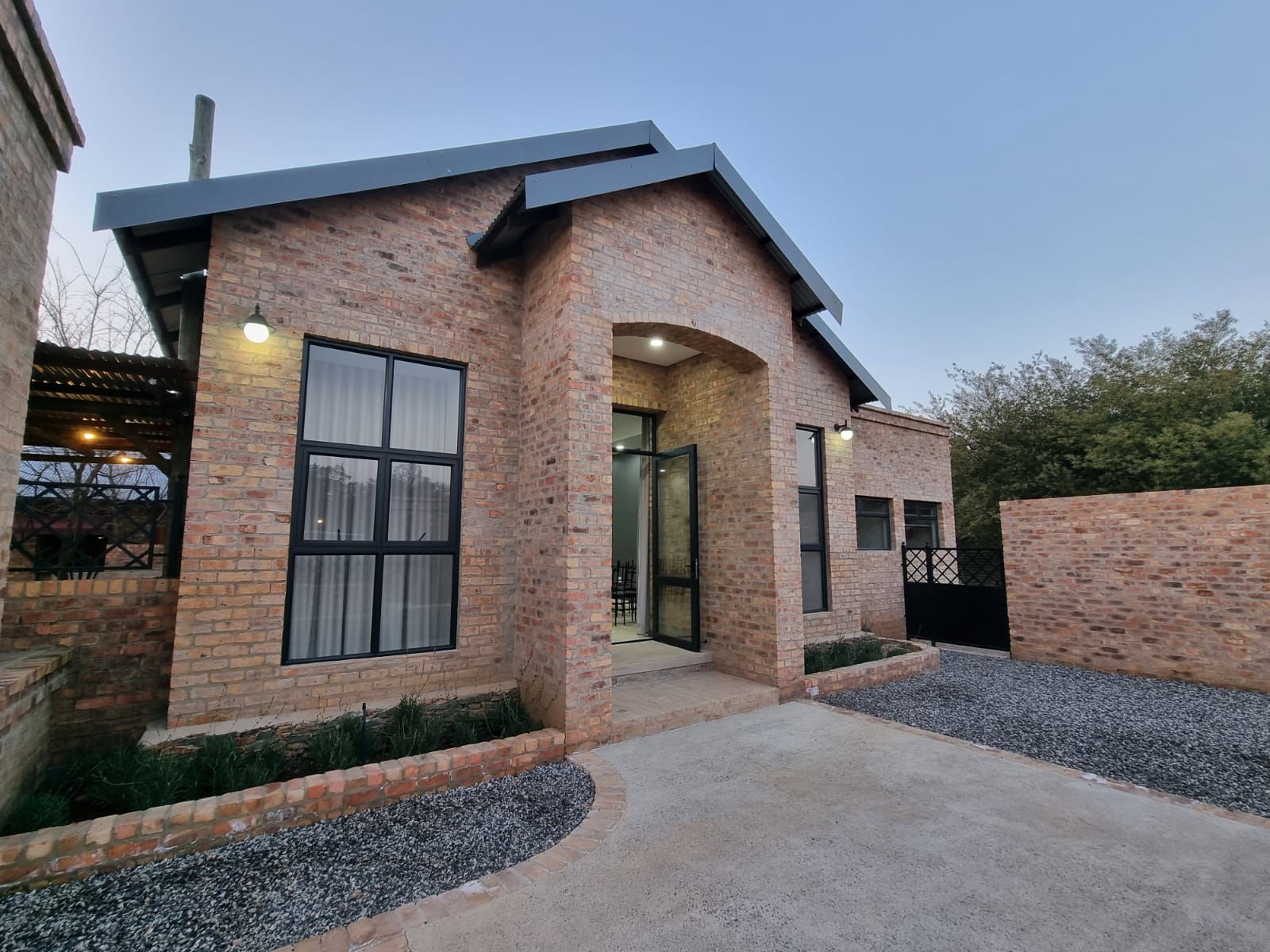 Riverside Castle | Conferences | Events Venue