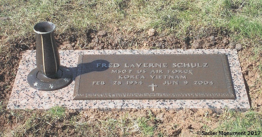 Bronze Markers | Sadler Monument