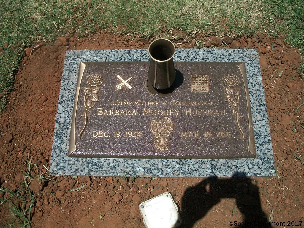 Bronze Markers | Sadler Monument