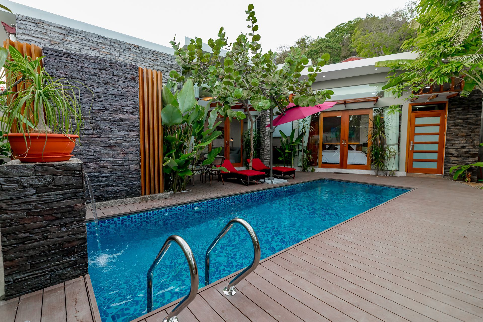 Luxurious Private Pool Villas at Maneh Villa Langkawi