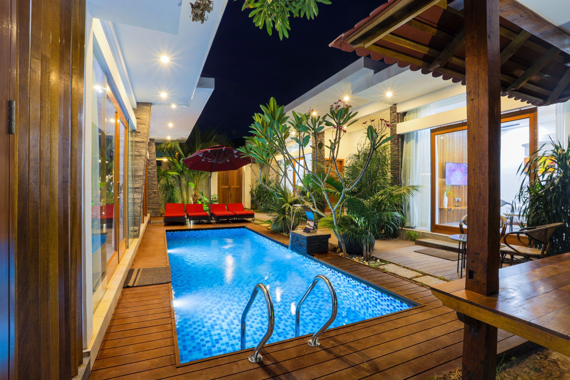 Luxurious Private Pool Villas at Maneh Villa Langkawi