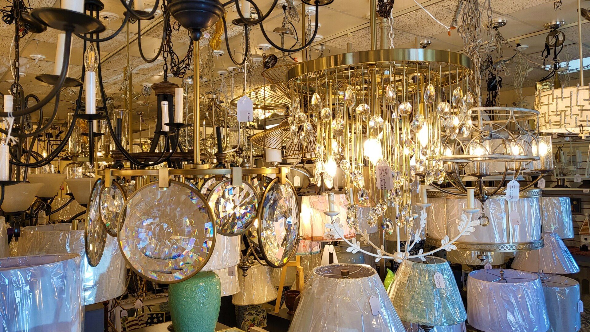 Avon Lighting Showroom - Chandelier Store - Avon, CT 06001